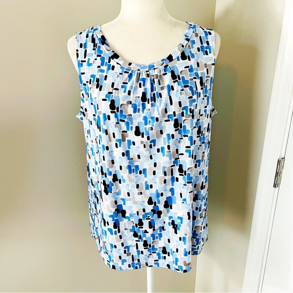 Kasper | Tops | Kasper Blue Black Geo Print Round Scoop Neck Sleeveless ...